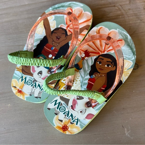 Disney | Shoes | Toddler Disney Moana Pua Flip Flops Sandals Back Strap ...